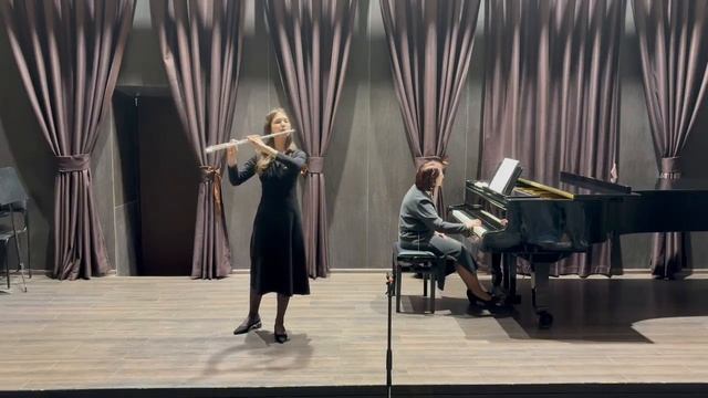 Категория 4: участники 15-16 лет включительно: Глухих София Максимовна