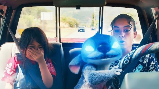 Девочка Находит Странное Существо, Которое Навсегда Превращает Её Жизнь В Приключение