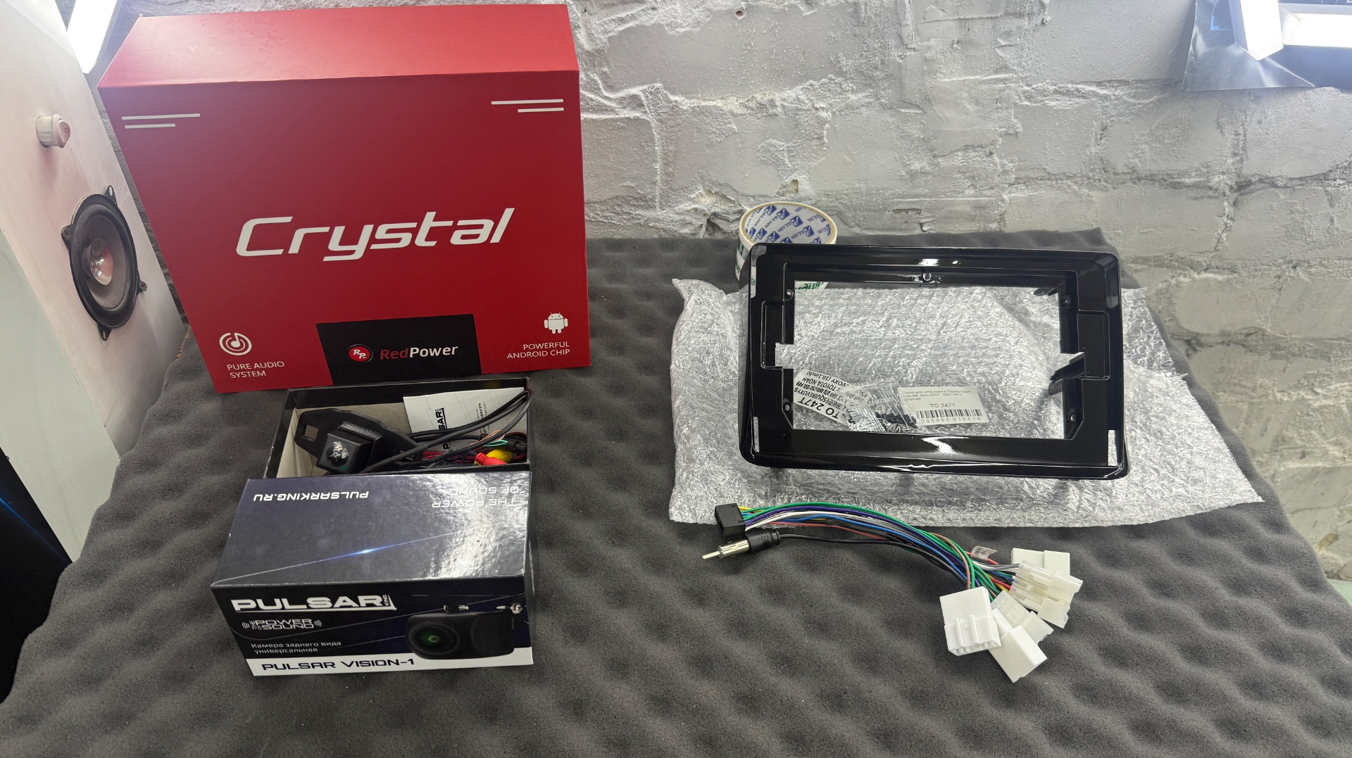 Комплект магнитолы для Виктора из г. Челябинска на Toyota Voxy RedPower Crystal 850 4/64ГБ