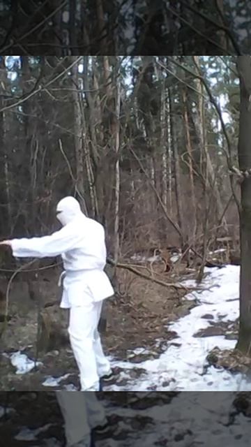 Ангельский ниндзя - Аист прижимает щуку (9.04.2019) Angeles ninja - Stork breaks the pike #NinjaHero