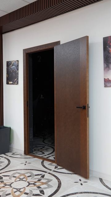 Видеообзор межкомнатной двери "Синди".