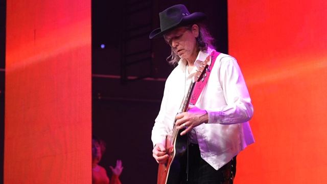 18-БЕСАМЕ МУЧО