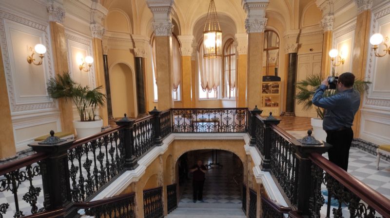 13 Лекция для экскурсоводов Мраморная лестница Гатчинского дворца [get.gt]