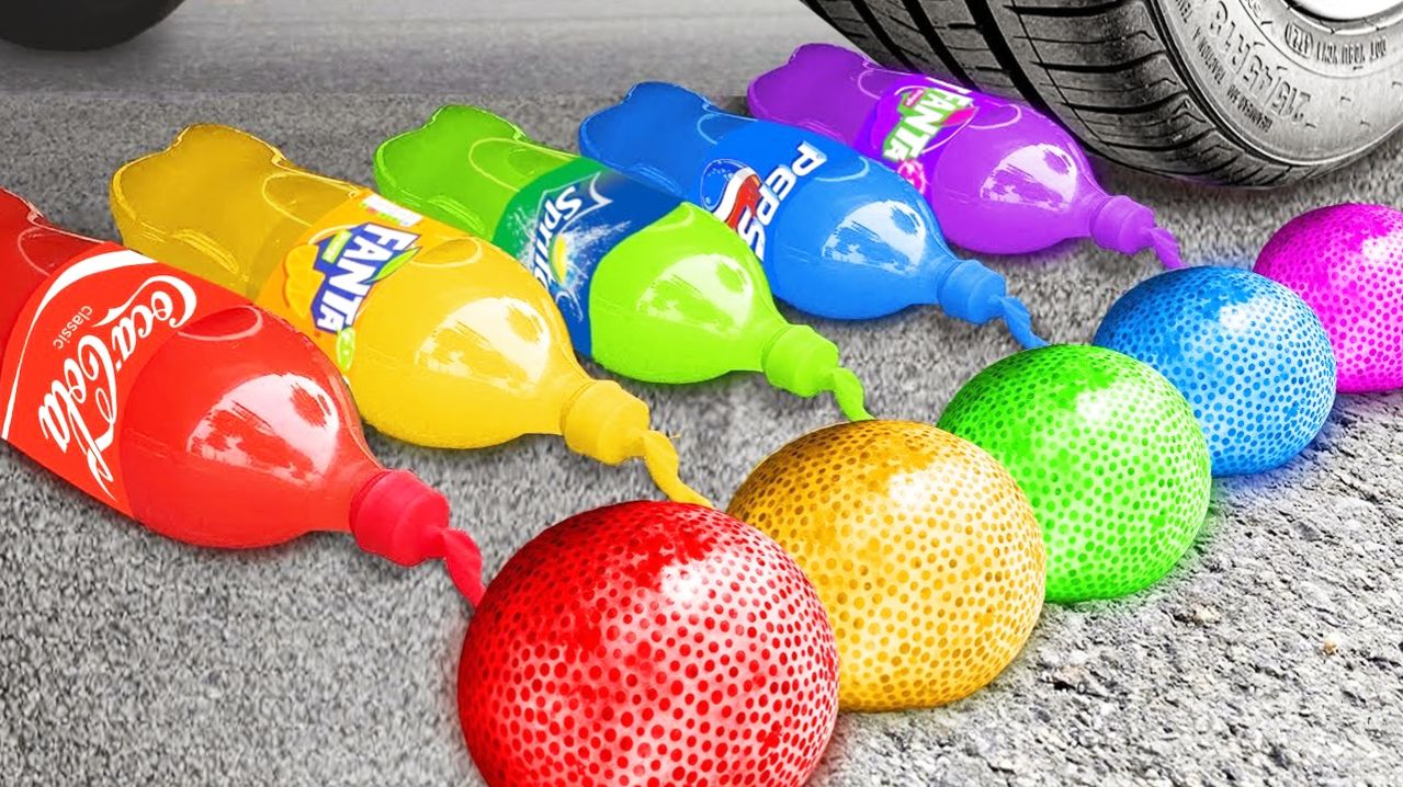 Мультики для детей. Давим интересные хрустящие и яркие предметы😵💫 Смотреть залипалки для малышей.