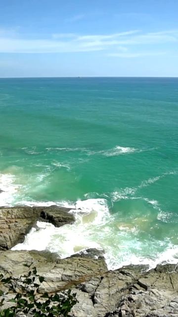 Покой и тишина 💙 Средиземное море 🕊️ Белый песок 🌊