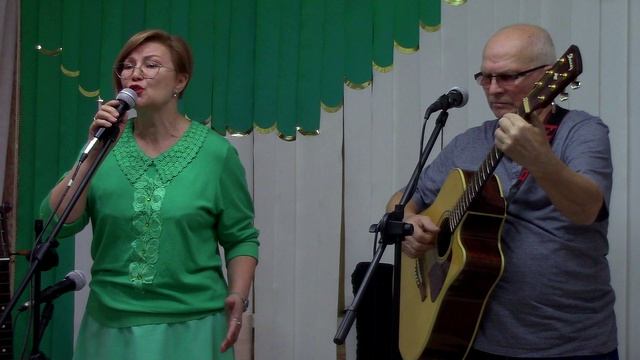 Татьяна Полежайкина, Сергей Коновалов (аккомп.) - Апрельская прогулка