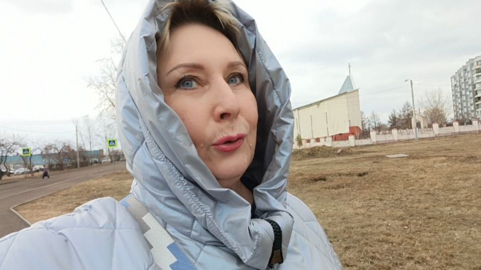 ОБМЫВАЮ ПОКУПКУ. ПОХОЛОДАЛО. ПЕРСОНА ОТМЕНЯЕТСЯ)