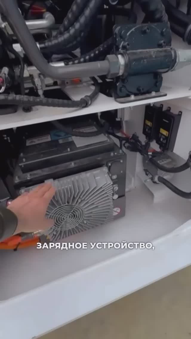 Ковшовый погрузчик