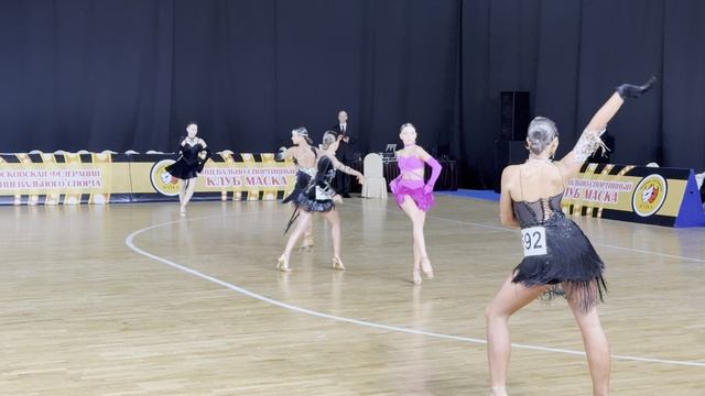 Бальные танцы. Юниоры-2+1, LA, до С, Джайв