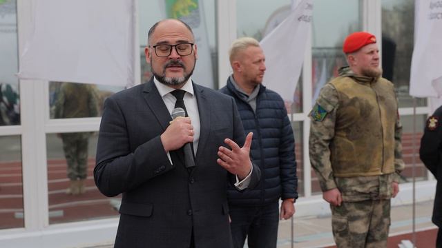 Более 500 юнармейцев Владивостока приняли участие в проверке уровня своей подготовки.