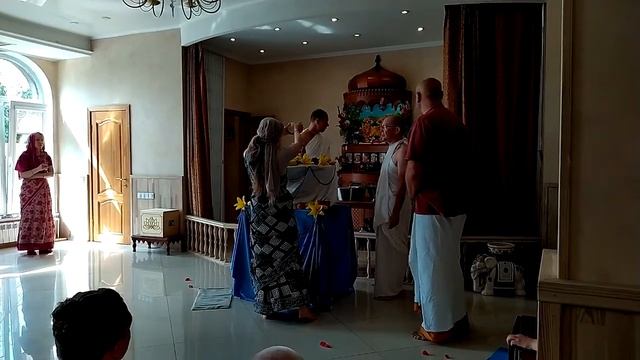 14 08 20  Вьясапуджа Шрилы Прабхупады