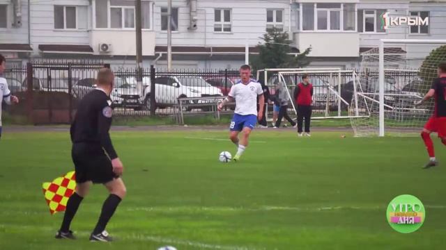 Стадион открыли после ремонта в Феодосии