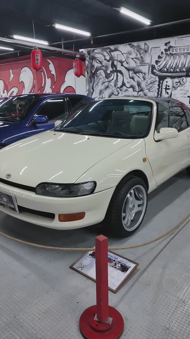 TOYOTA SERA (1990-1995) Музей японских автомобилей