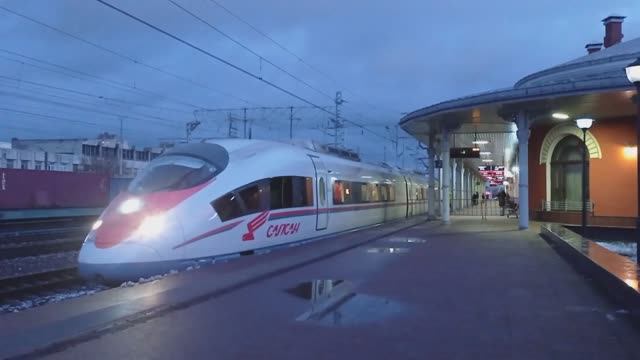 Ст. Тверь эпохи ковида (2020). "Сапсаны" и "Ласточки"