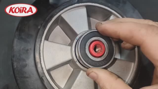 Обслуживание колесных подшипников мотобуксировщика