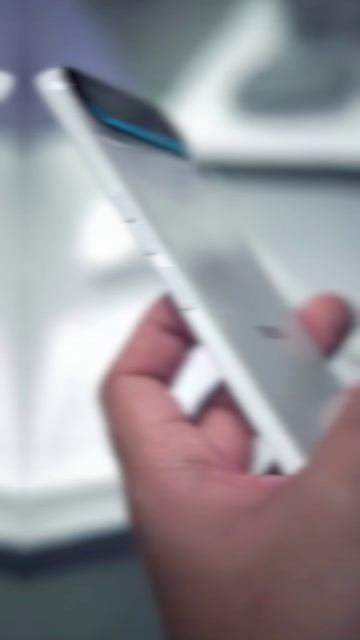 Tecno Slim 2: тоньше iPhone Air