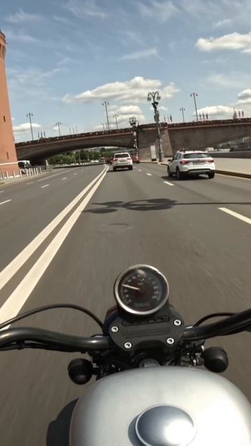 POV PURE SOUND Harley Davidson Sportster 1200 вдоль Кремля #harleydavidson #harleydavidsonsportster