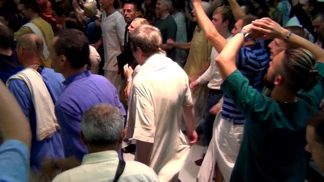 4-22.08.21.С-Пб. Баларама Пурнима - арати