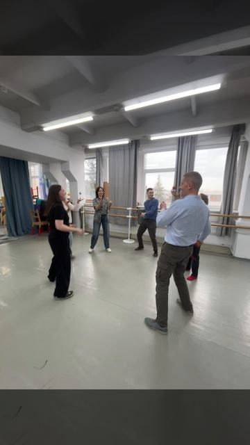 Семинар для учителей и родителей по взаимодействию с ребенком с помощью жонглирования