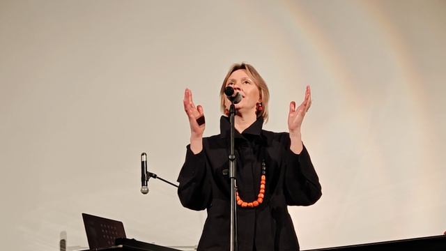 Анна Сеничева - "Из нежности"