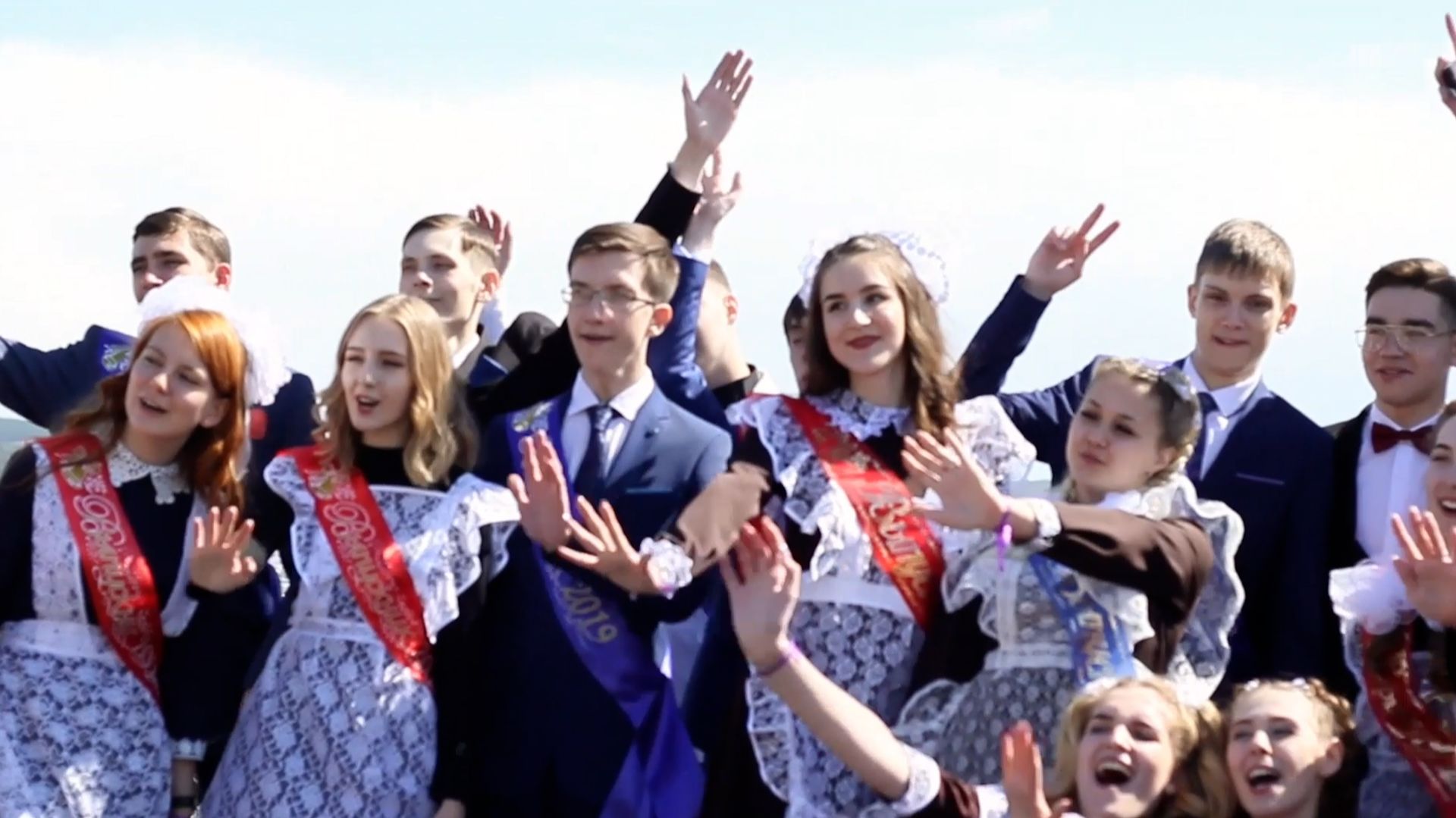 Последний звонок - прогулка, 8 школа, Усть-Илимск 2019