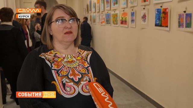 В Асеевке действует выставка людей с аутизмом «Рассвет»