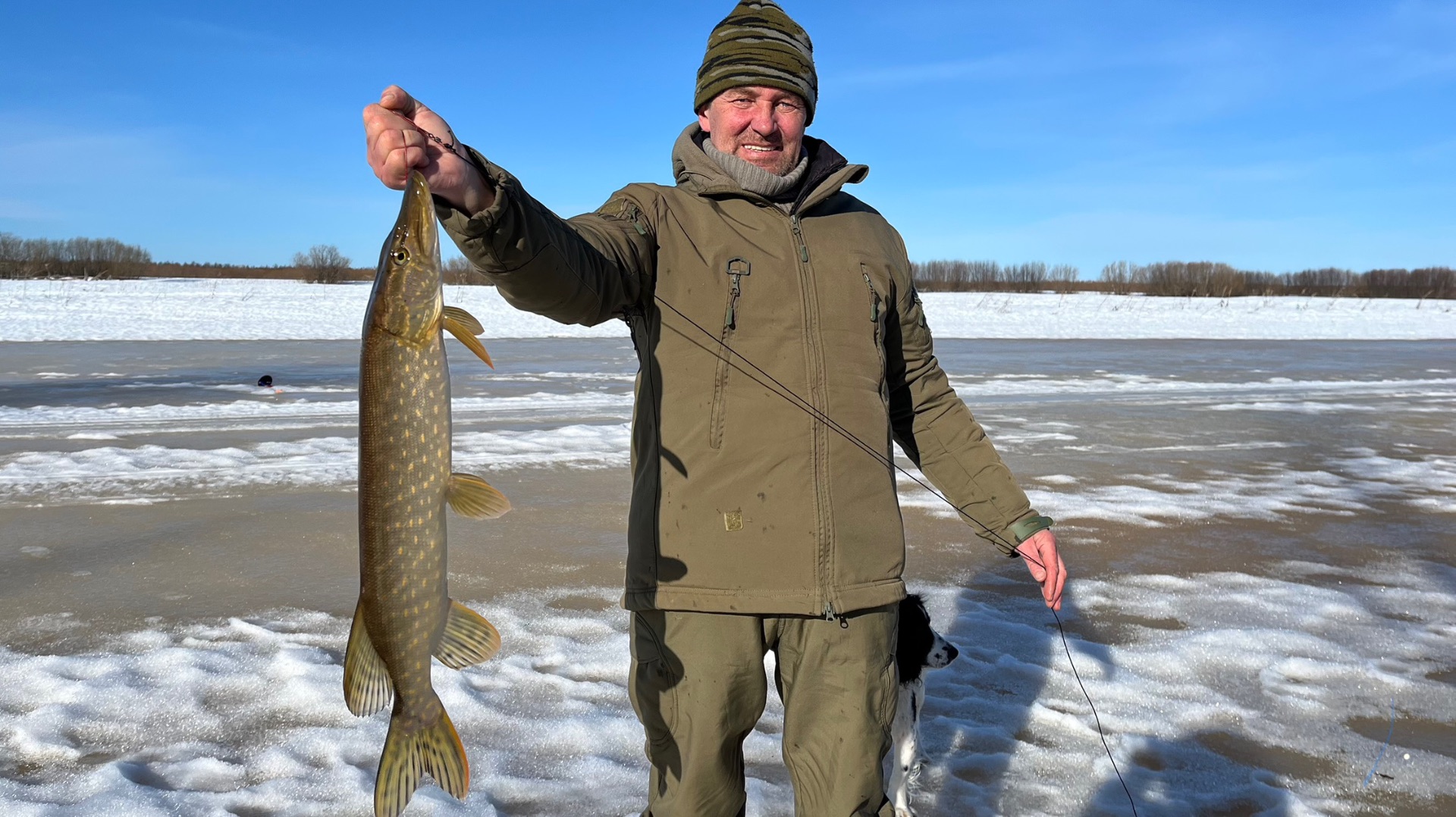 Удачный улов. Рыбалка на Щучьем озере. Закрыл фитиль.
