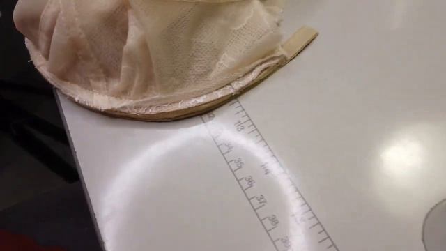 Прозрачный корсет - Урок 7. Втачивание чашечек