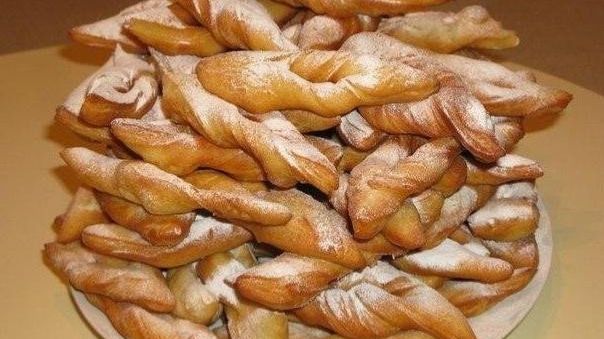 РЕЦЕПТ. ВКУСНЕЙШИЙ И НЕОБЫЧНЫЙ РЕЦЕПТ ХВОРОСТА. ОБЯЗАТЕЛЬНО ПОПРОБУЙТЕ..