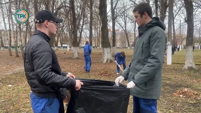 Студенты приняли участие в «Месячнике чистоты».