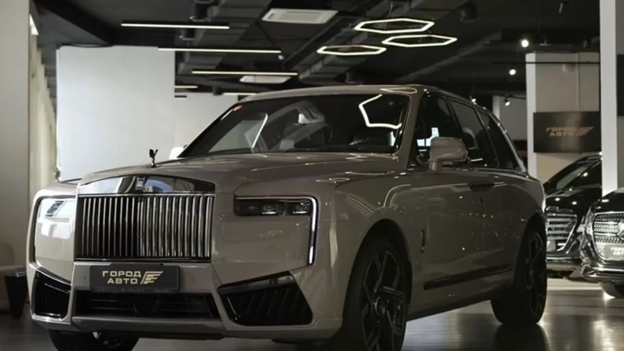 Rolls-Royce Cullinan Black Badge