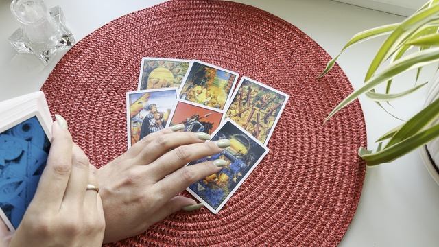Его планы и действия. Гадание на Таро