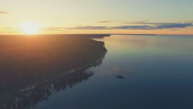 МЕЛОДИИ, ДАРУЮЩИЕ ВНУТРЕННИЙ ПОКОЙ