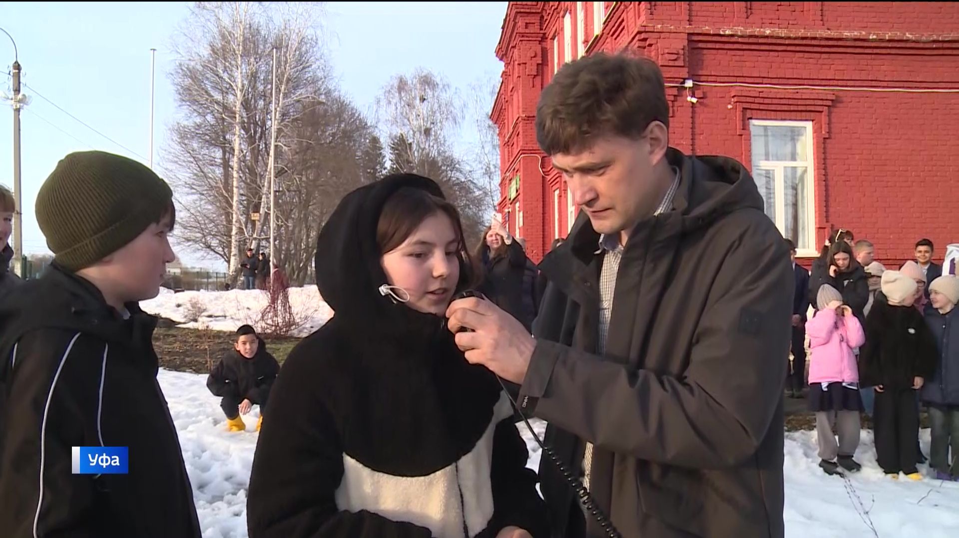 Голос с орбиты: школьники из Башкирии связались с МКС