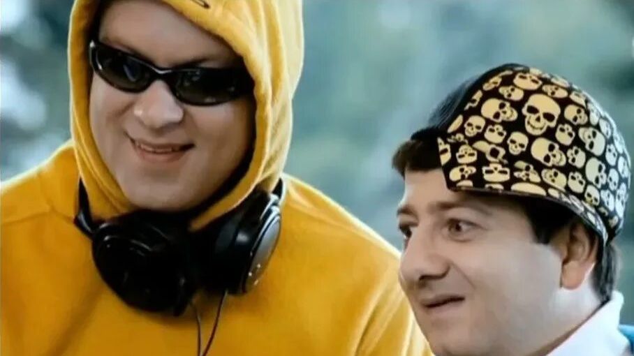 Я очкую, ой мимо арта)