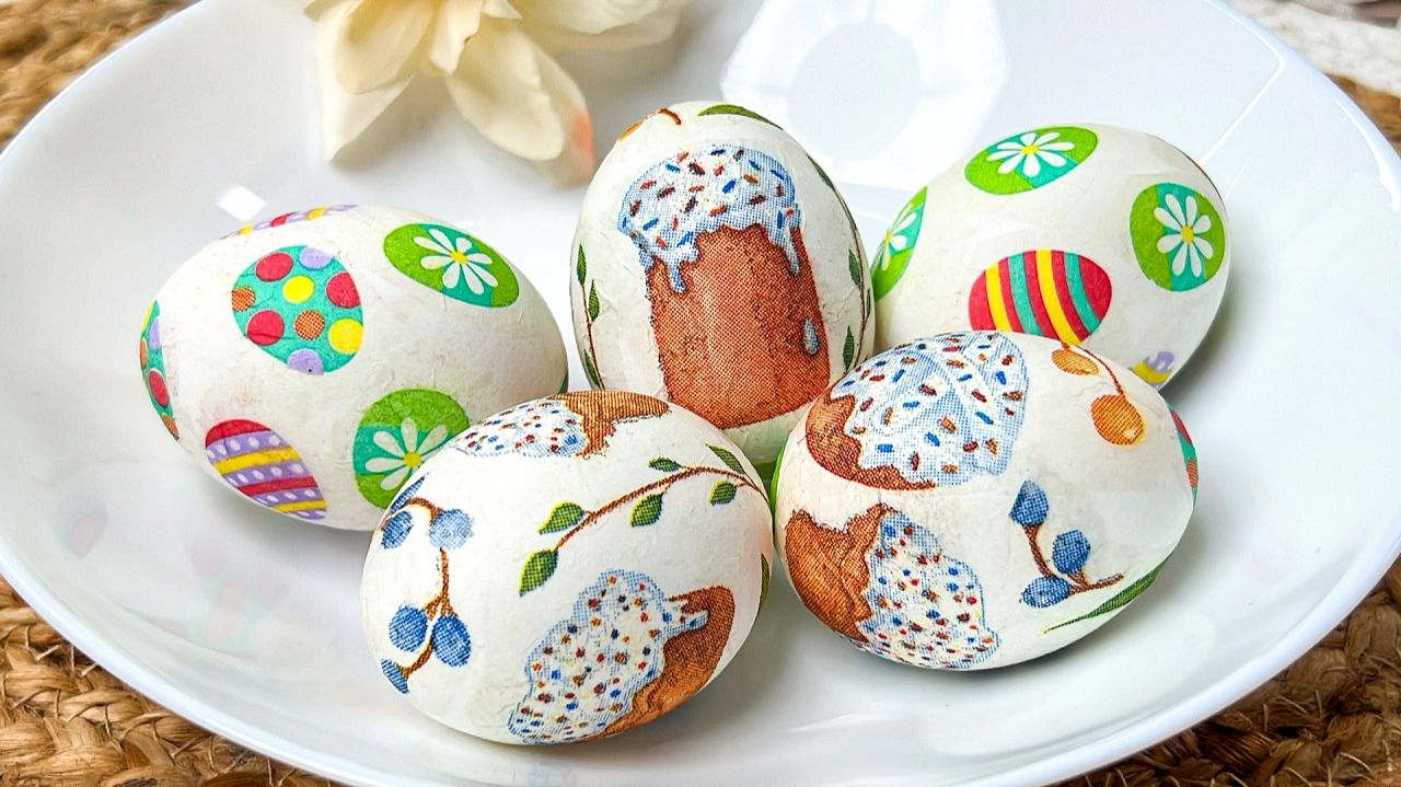 😱 Никто не верит, что это обычные яйца! Декупаж на Пасху
