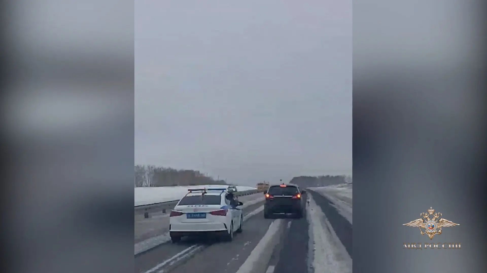 Госавтоинспекторы применили оружие для задержания правонарушителя, находившегося в розыске