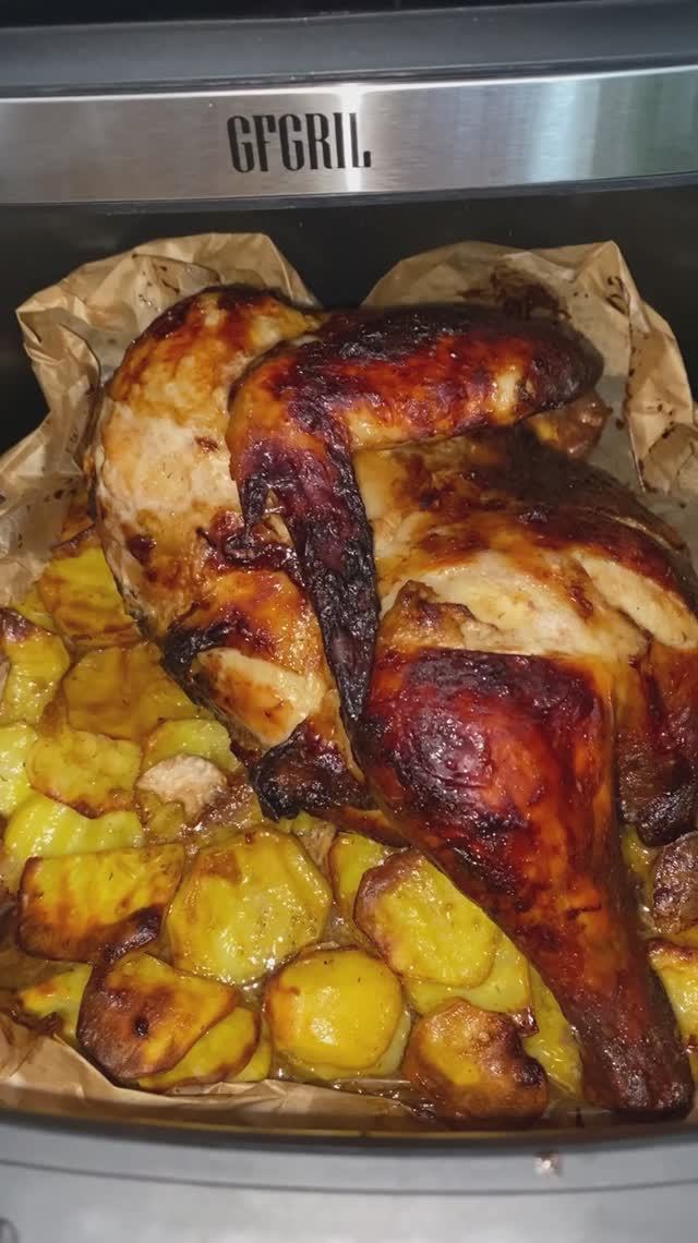 Запеченная курица в аэрогриле