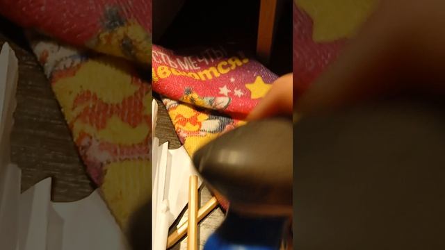 ░░░░░░▄▄
░░░░░█░░█
▄▄▄▄▄█░░█▄▄▄
▓▓▓▓█░░░░░░░█
▓▓▓▓█░░░░░░░░█
▓▓▓▓█░░░░░░░░█
▓▓▓▓█░░░░░░░░█
███▀▀▀██