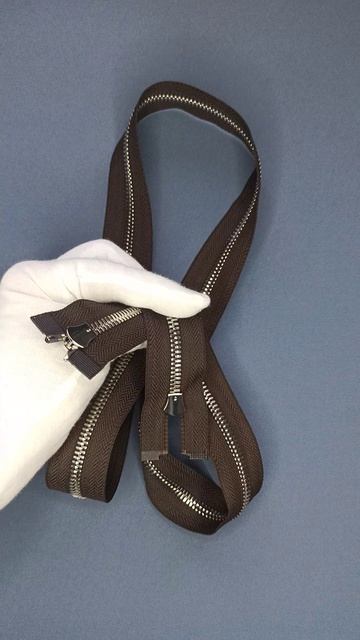 Молния двойная, разъемная, 100 см, Т-5, коричневая/никель, Артикул 06077