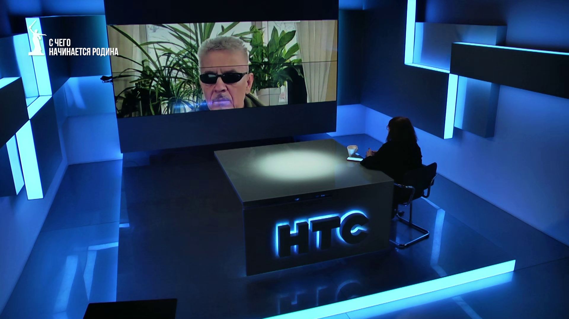 С чего начинается Родина. Волонтёр в зоне боевых действий Зураб Зарубин