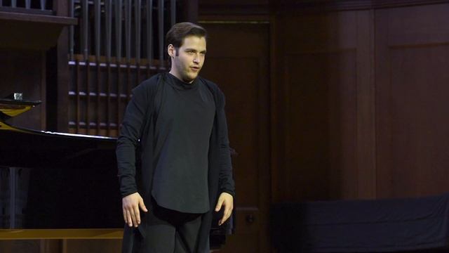 Валерий МАКАРОВ - Они отвечали (С. Рахманинов)