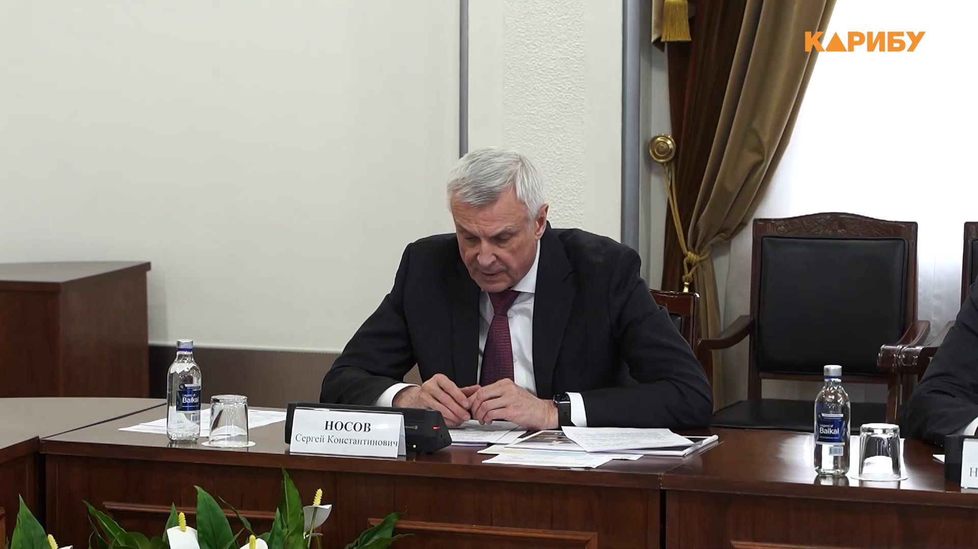 Губернатор Сергей Носов добивается доступности авиаперевозок для жителей Колымы