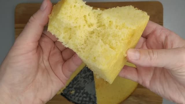 Простейший манник на кефире без муки. ПРОСТО и ВКУСНО! Выпечка к чаю