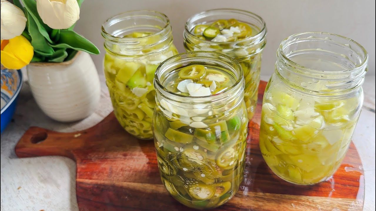 Маринованные острые перцы — лучше, чем в магазине