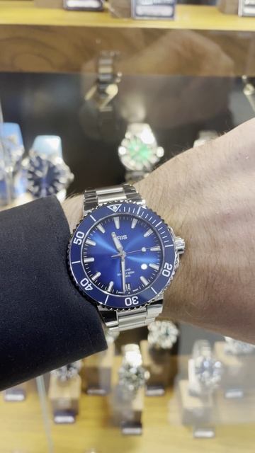 Oris AQUIS DATE CALIBRE 400