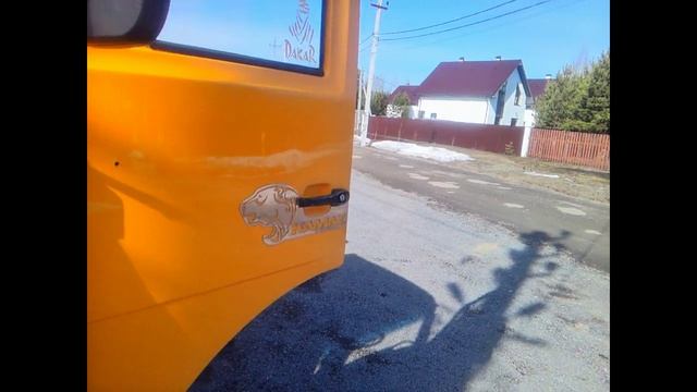 Камаз 4308. Переношу кран ручника.