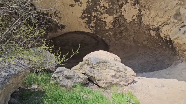 Скалы Сап-Сары-Кермен. Грот-Храм - 1