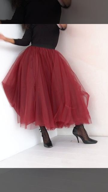 юбка пачка атлас красная миди  Victoria Ziminskaya