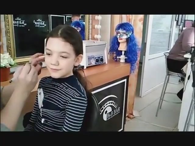 ПРОКОЛОЛИ УШИ И КУПИЛИ КРАСИВЫЕ СЕРЬГИ 2017 год